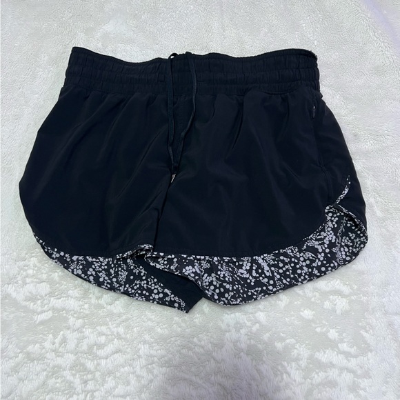 lululemon athletica | Shorts | Reversible Choose A Side Lululemon ...